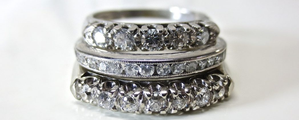 Platin kaufen: Wie man in drei Schritten in das Edelmetall investiert